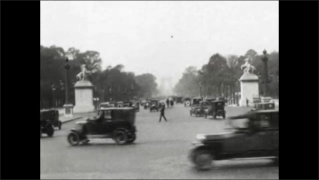 1920s: UNITED STATES: Traffic in Paris. – Archival Footage